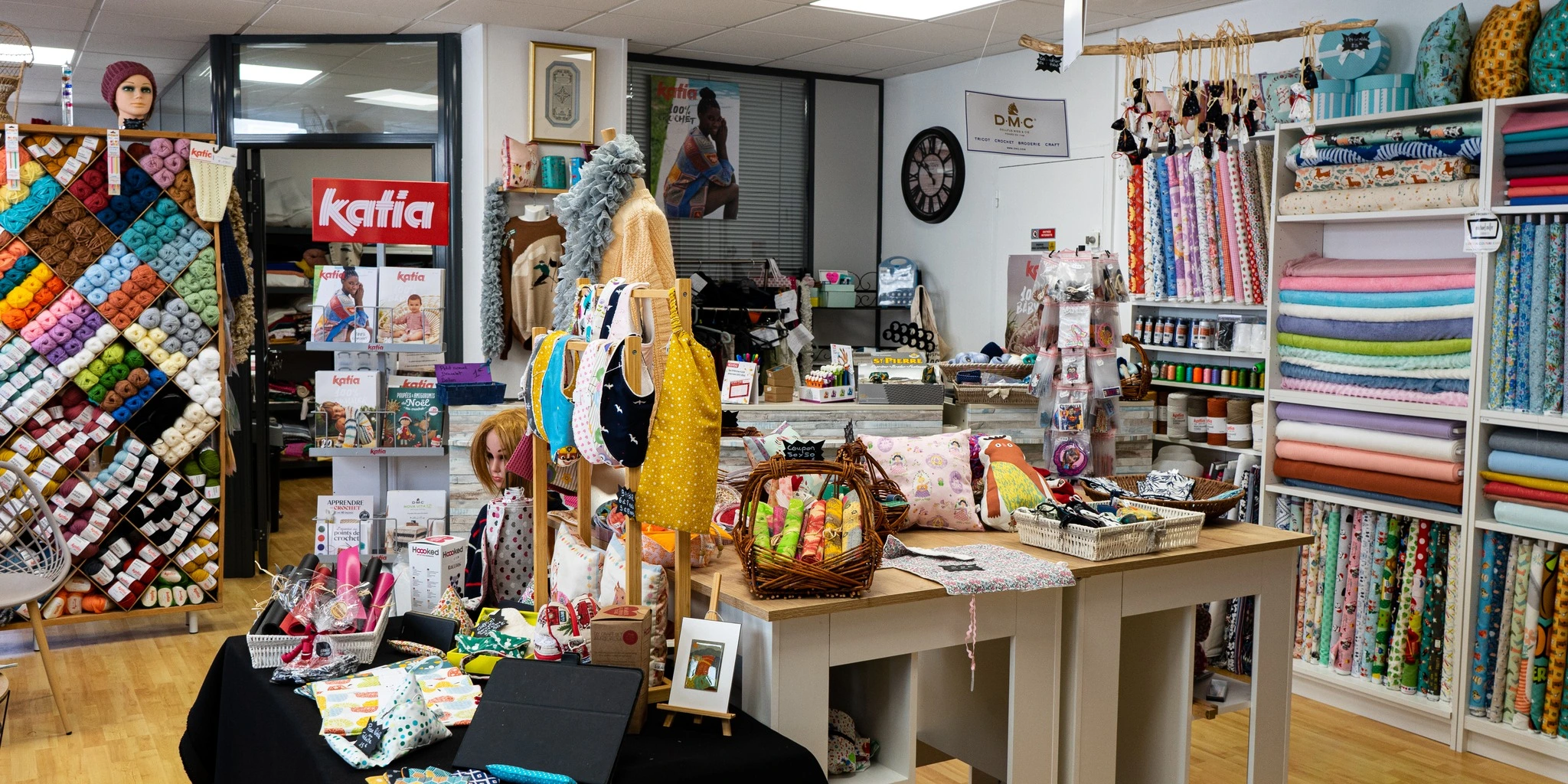 Le Fil de Cathy Mercerie - Ateliers couture - Retouches à Montval-sur ...